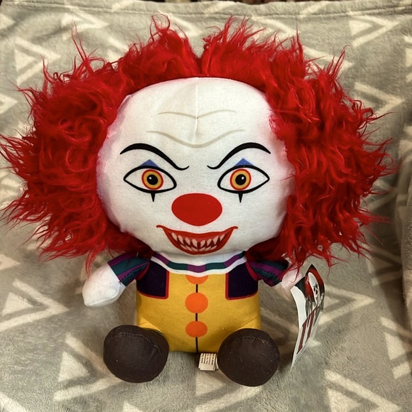Warner Bros. | Toys | It Pennywise Big Head Stuffie Plushie Nwt No ...